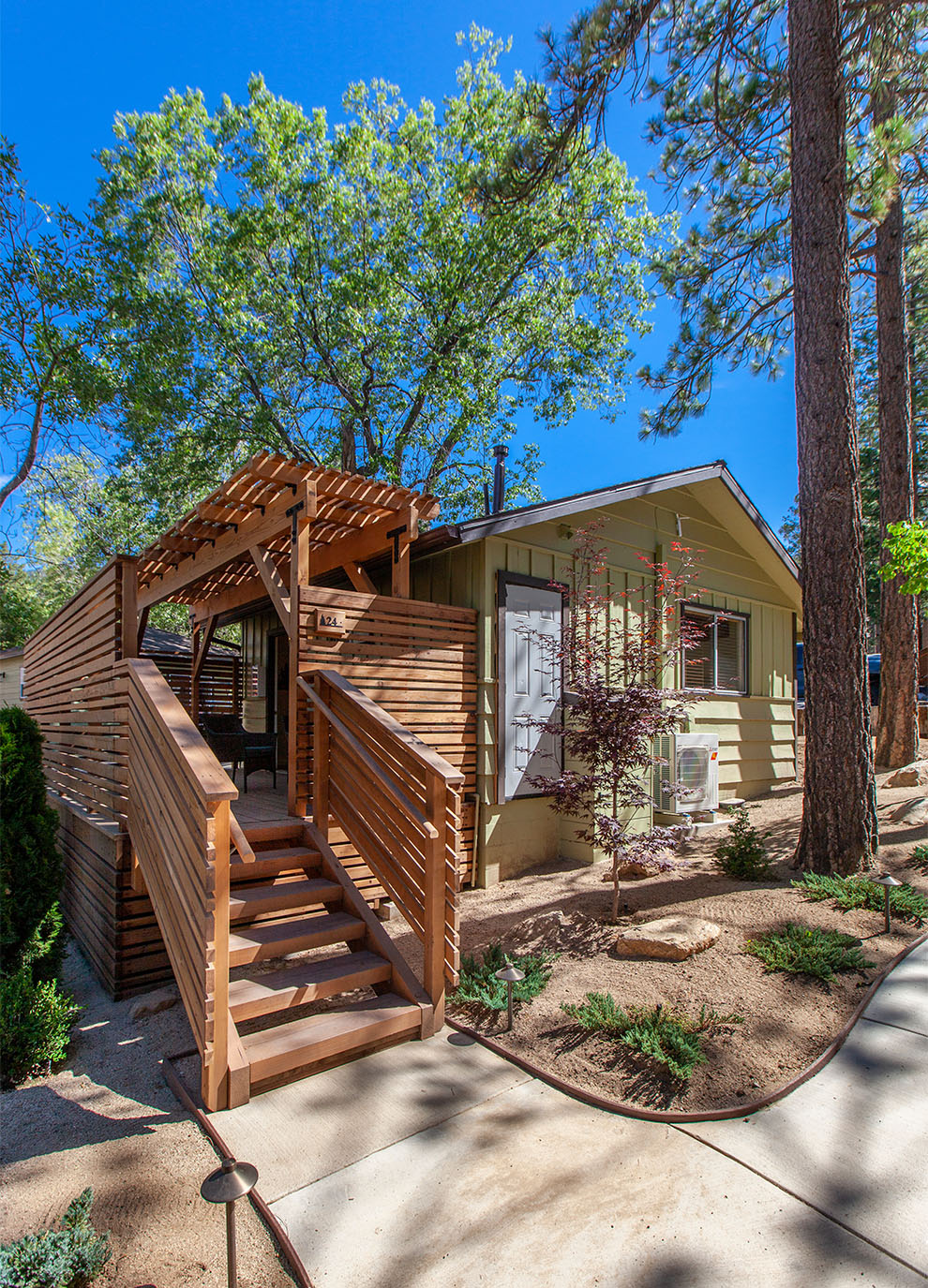 Village Cabins - Tahquitz Pines